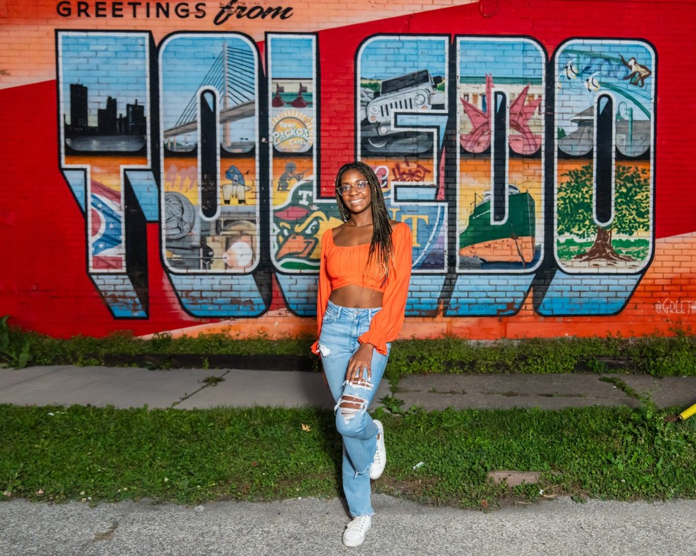 Abyrdseyephoto Studio Toledo's AList Brand Photographer